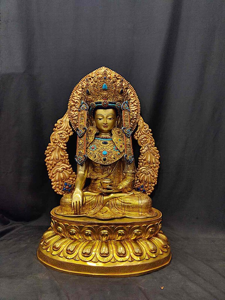 Sacred Statue Support (pictorial): "More than a venerable object ...