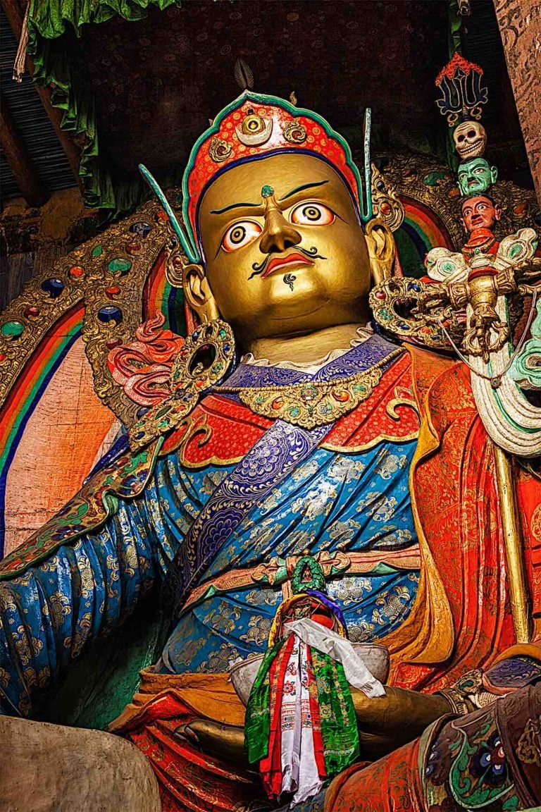 Enlightenment in one lifetime? Guru Rinpoche Padmsambhava explains what ...