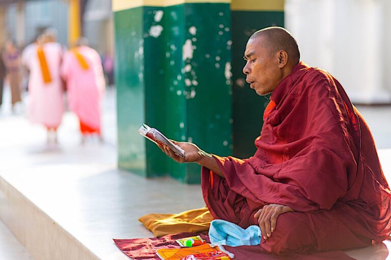 Sutras: Seven Benefits of Reading Sutra Daily; and 10 Ways to Learn ...