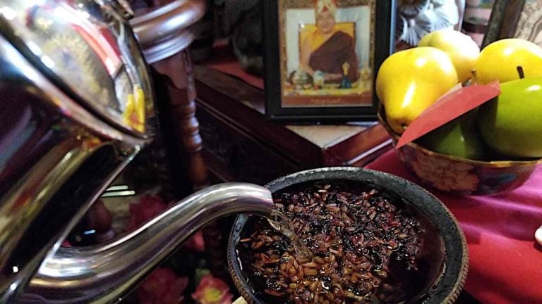 Buddha-Weekly-Tea Offering close up with HH Sakya Trizin-Buddhism ...