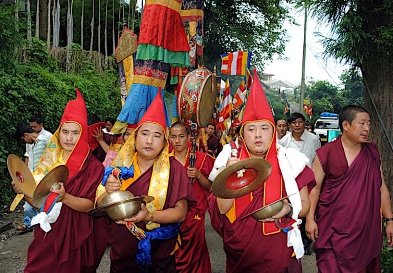 Saga Dawa Duchen and the Month of Merits: Buddha's Birth, Enlightenment ...